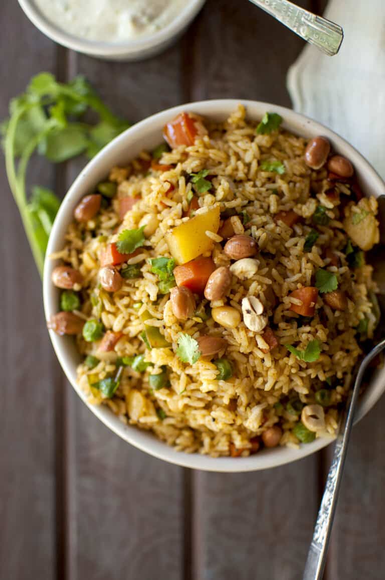 Vegetable Bhath Recipe | Karnataka Style | Cook's Hideout