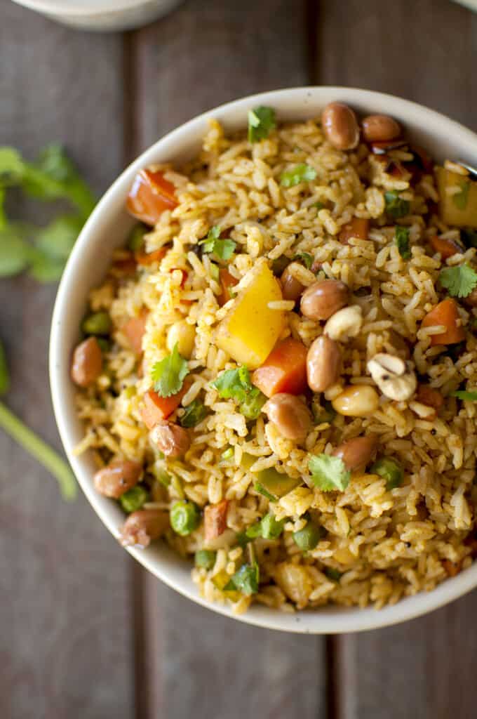 Vegetable Bhath Recipe | Karnataka Style | Cook's Hideout