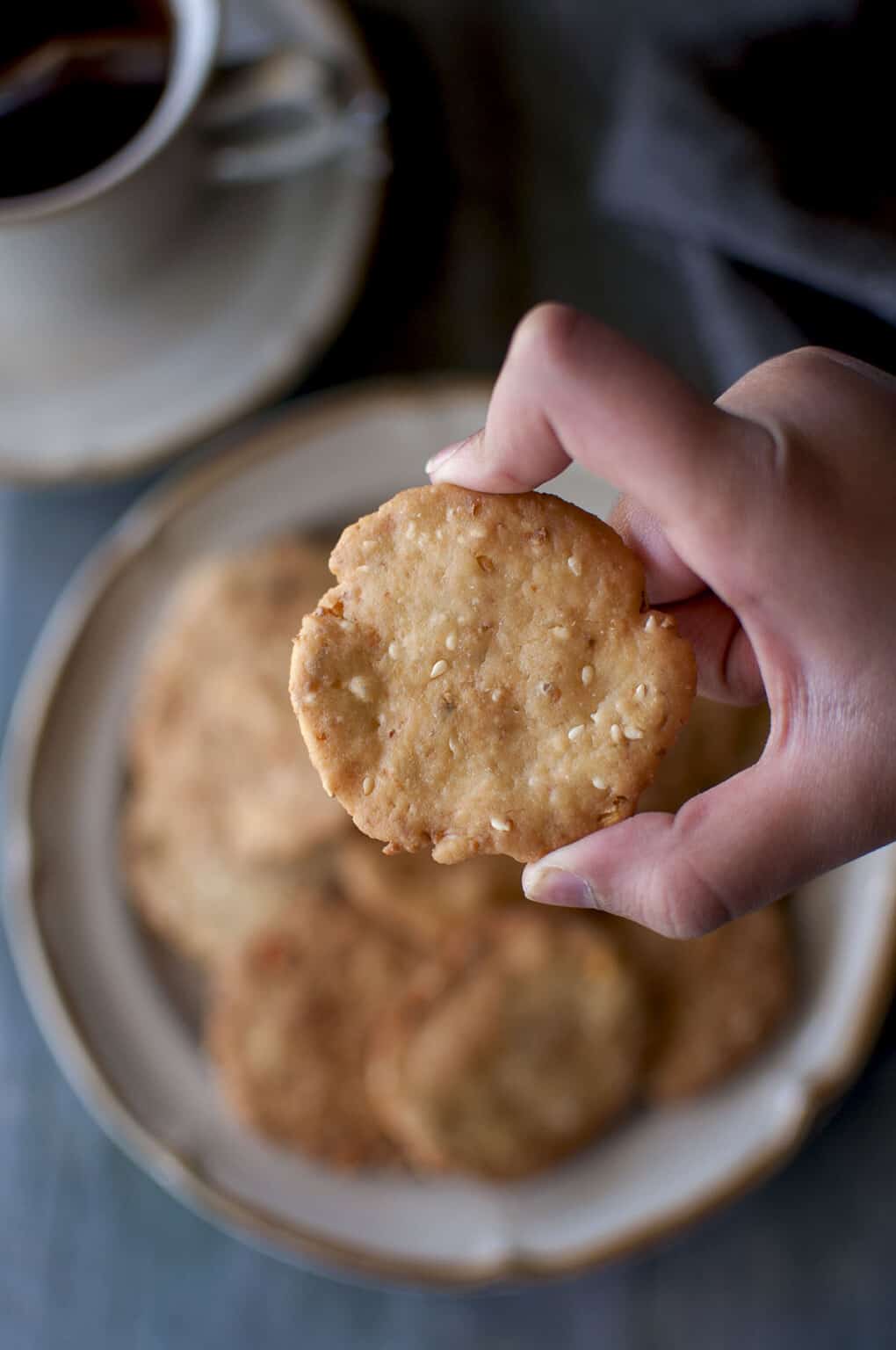 Pappu Chekkalu Recipe | Thattai | Cook's Hideout