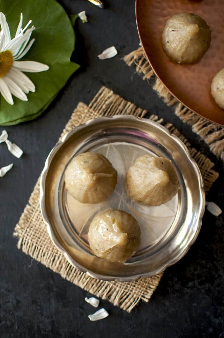 Jonna Kudumulu Recipe | Jowar Modak | Cook's Hideout