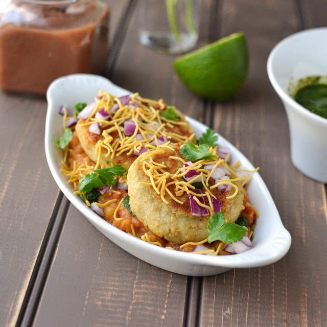 Ragda Pattice/ Patties (Chaat from Mumbai) Recipe | cookshideout