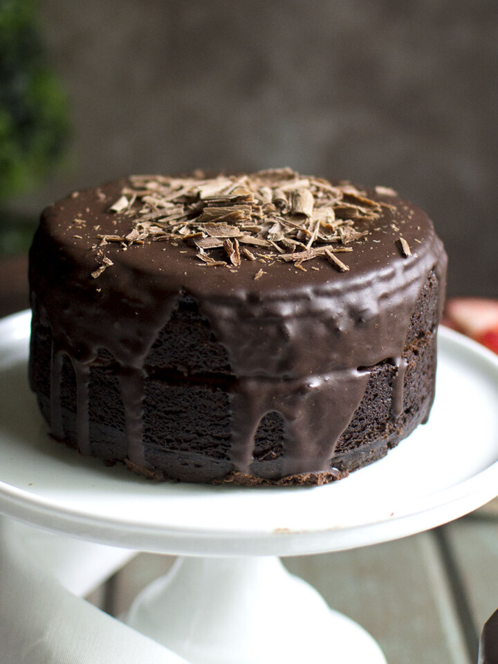Eggless Chocolate Cake with Jam Recipe | Cook's Hideout