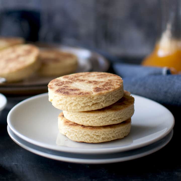 Moroccan Harcha | Semolina Flatbread Recipe | Cook's Hideout