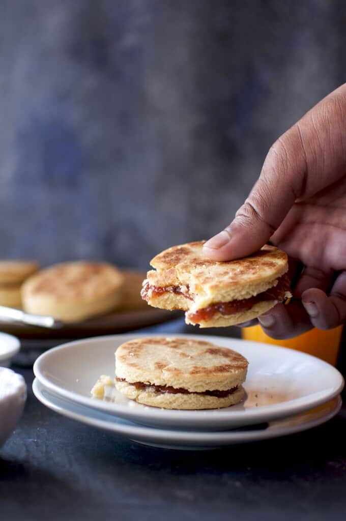 Moroccan Harcha | Semolina Flatbread Recipe | Cook's Hideout