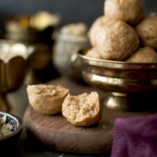 Sunnundalu Recipe | Andhra Urad dal Ladoo | Cook's Hideout