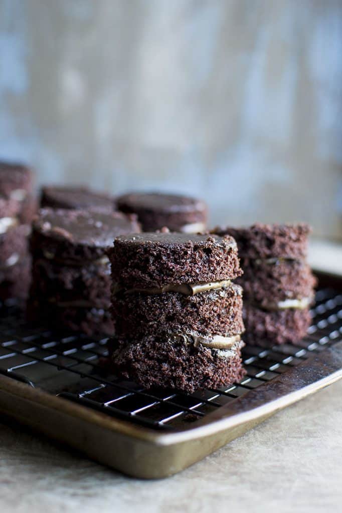 Mini Chocolate Layer Cake (Eggless Recipe) - Cook's Hideout