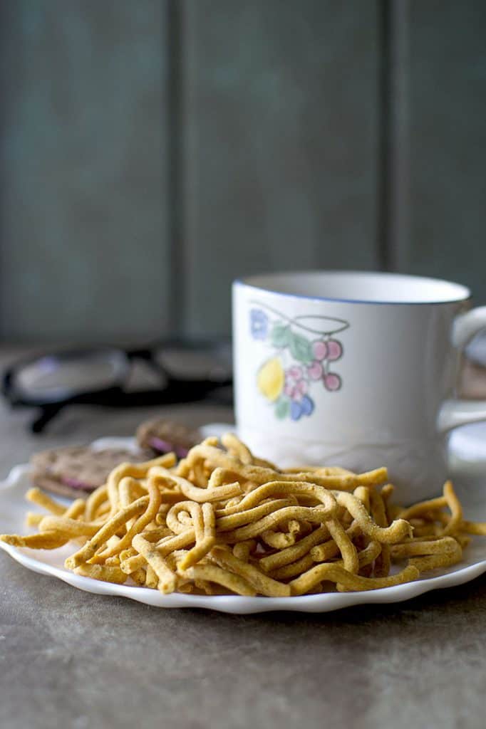 Easy to make Gathiya (Gathia) Recipe | Diwali Snack - Cook's Hideout